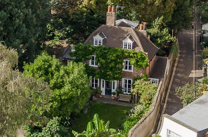 Featherstone Leigh – South West London Estate Agents