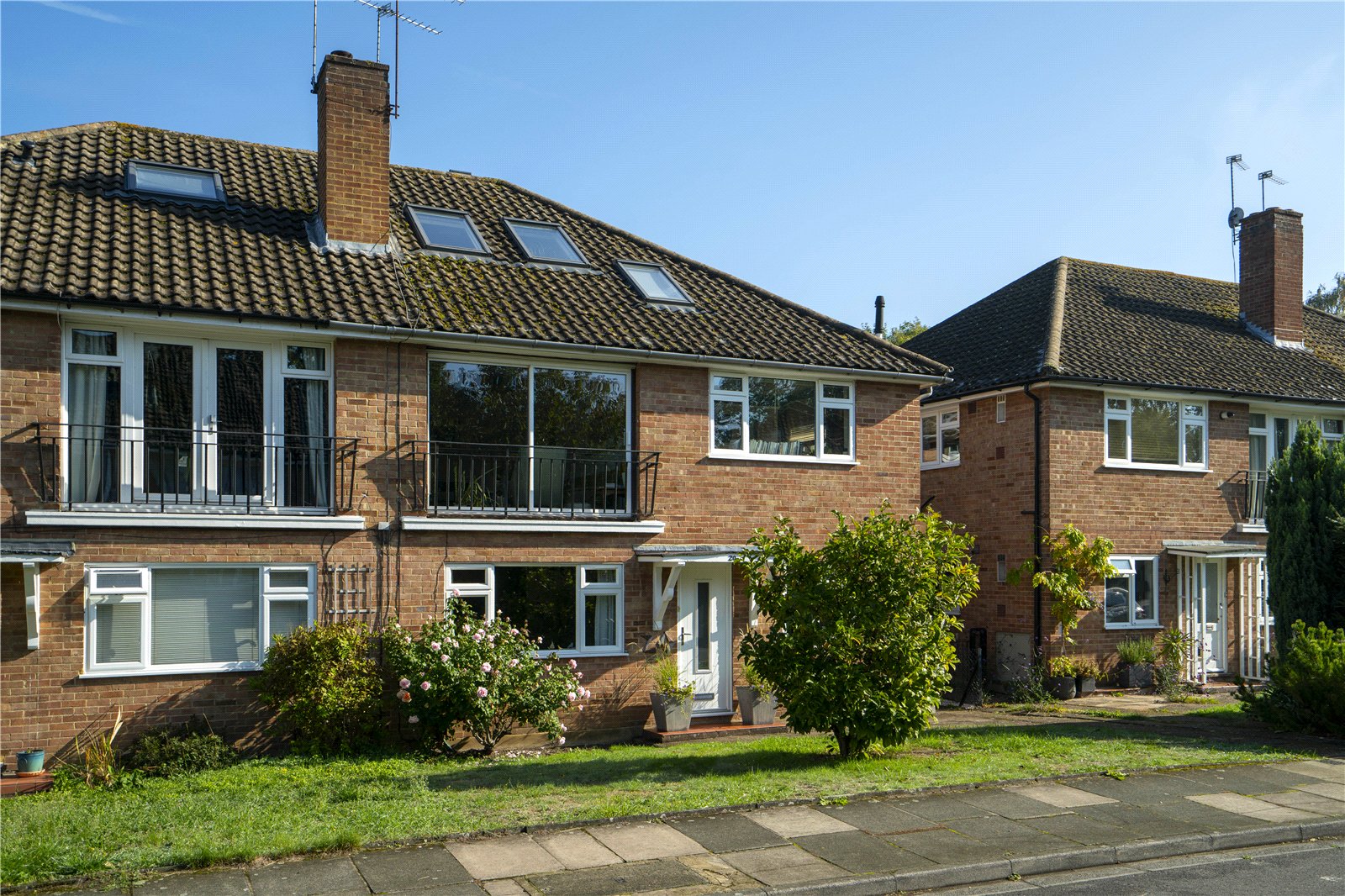 Property for sale in Teddington – Featherstone Leigh